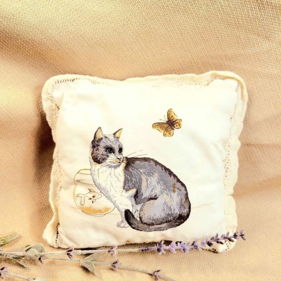 Other | Vintage Lace Trim Cat Pillow | Poshmark